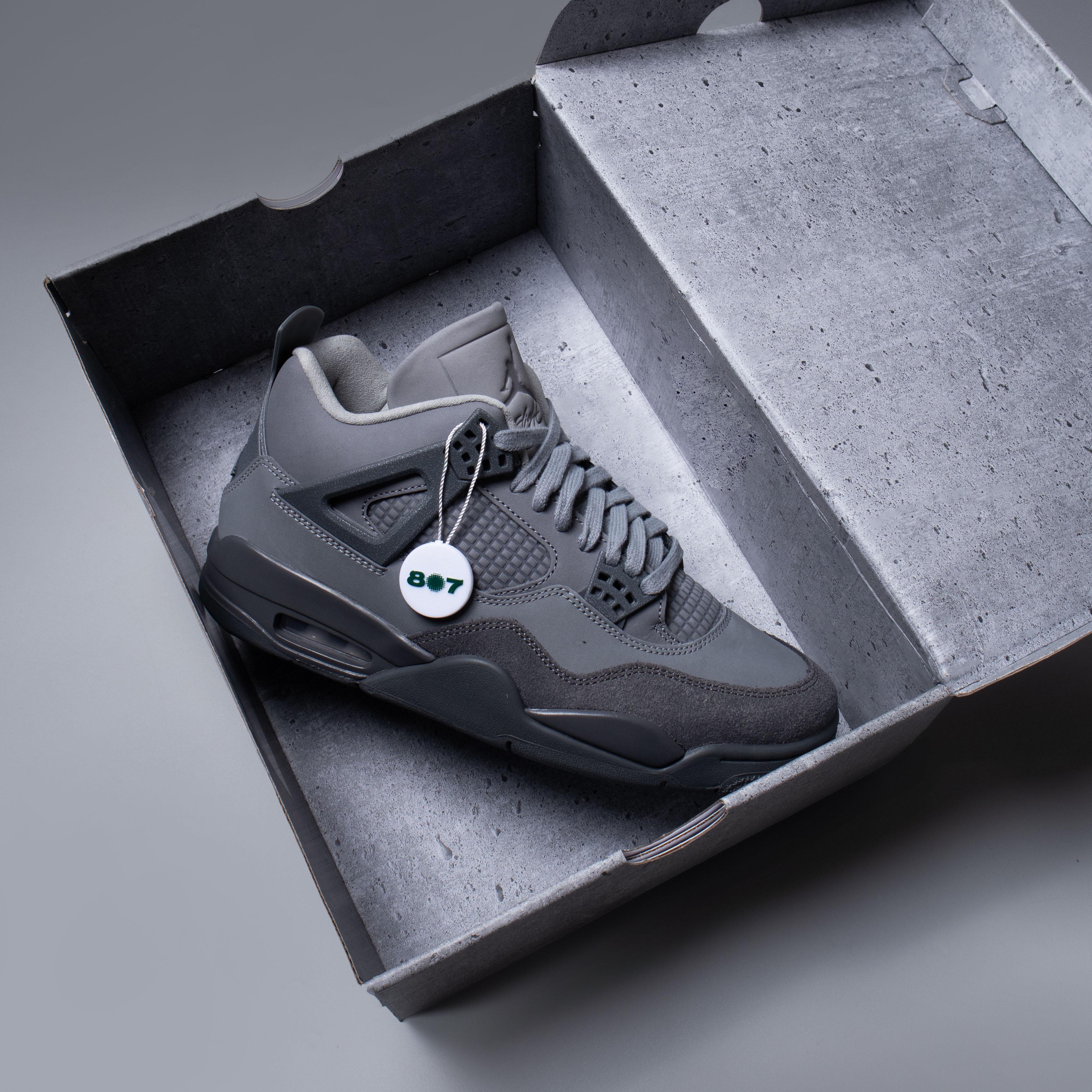 Penghormatan untuk Kota Cahaya: AJ4 Paris Olympics "Wet Cement"